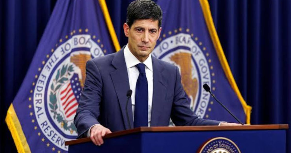 Kevin Warsh debuta en la Fed y redefine la comunicación… | Revista Mercado