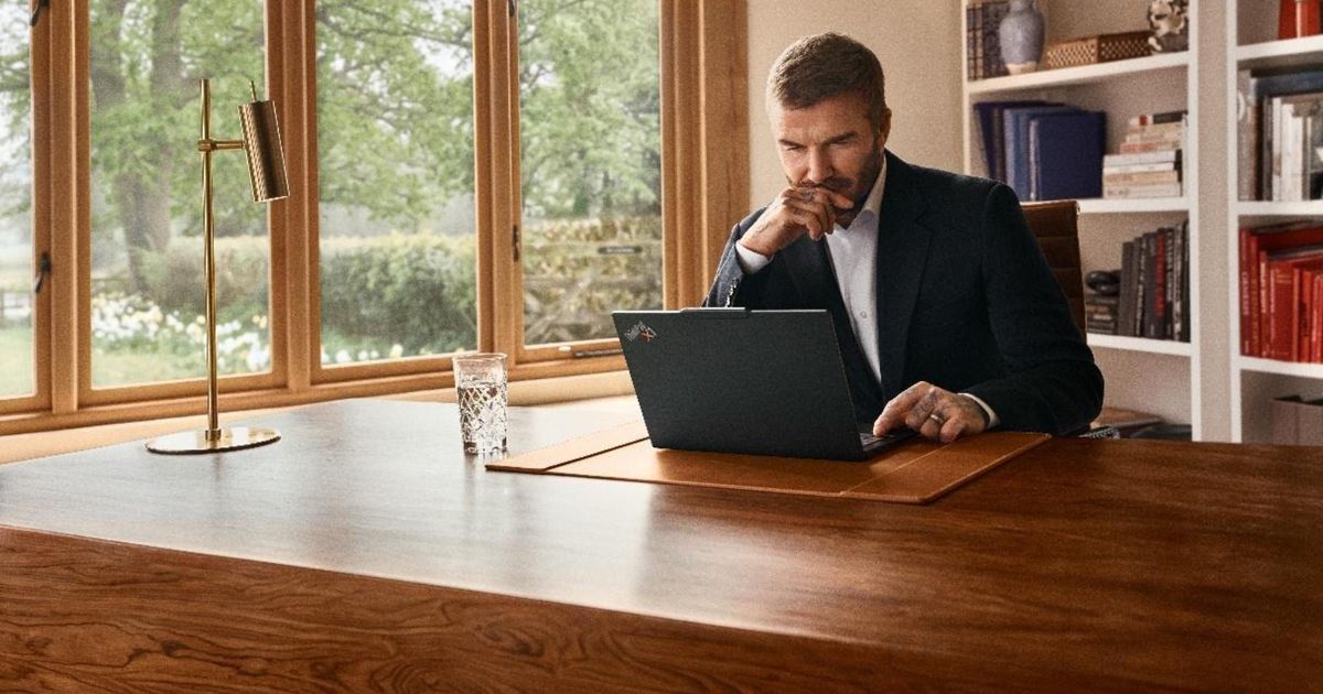 Lenovo presentó Maximum David, campaña global con David… | Revista Mercado